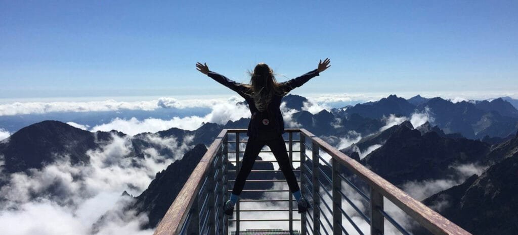 JUSHA | Mastering Solo Adventures A Comprehensive Guide to Self-Travel ...